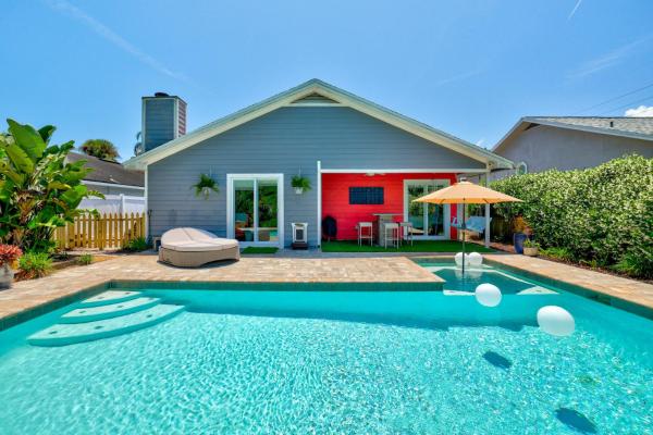 3 Bedroom Tropical Oasis In Jax Beach - Jacksonville Beach, FL