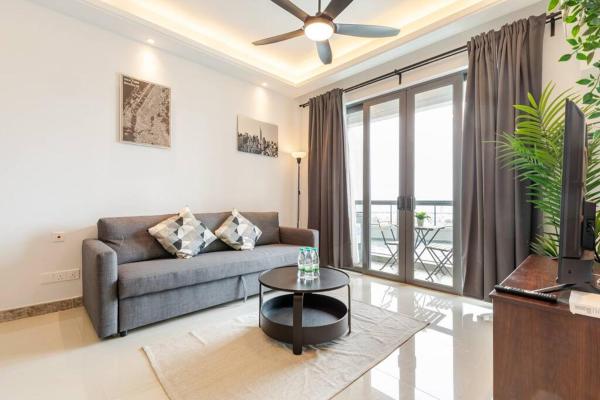 R&f 4pax-1br 7mis To Ciq Jbsentral Citysquare - Woodlands