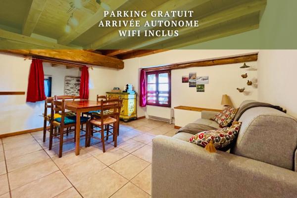 Au Pied Du Château- Parking Wifi Jardin - Clg Savoie - Aiguebelle