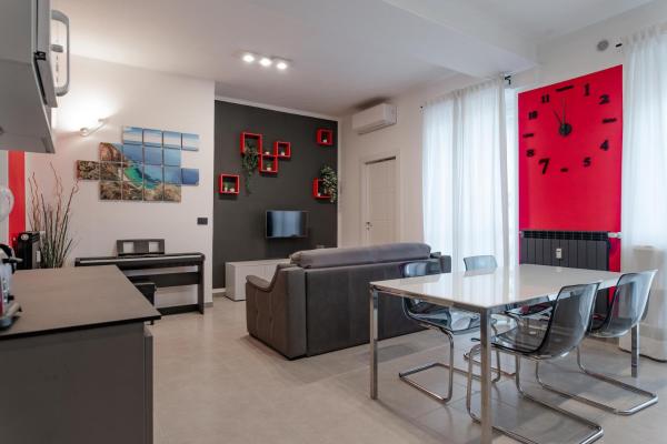 Nova House, Airco, Park Su Strada Gratis By Happyhostorino - Settimo Torinese
