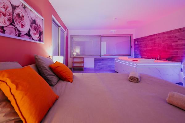 Appartspa59 - Suite Tentation - Balnéo, Sauna - Secret Room En Option Supplémentaire - Valenciennes