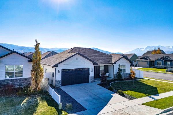 Hot Tub, Heber Home, Pet-friendly, Games, Sleeps 13 Guest! - Heber City, UT