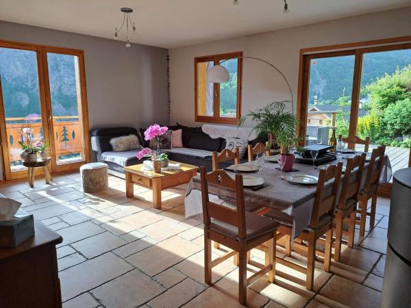 Chalet 4* 8 Pers, Animaux Admis, Wifi, Parking à Valloire - Fr-1-263-542 - Valloire