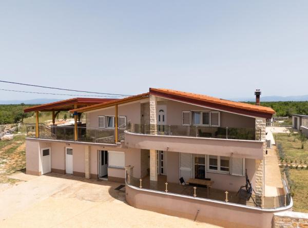 Villa Roški - Croatia