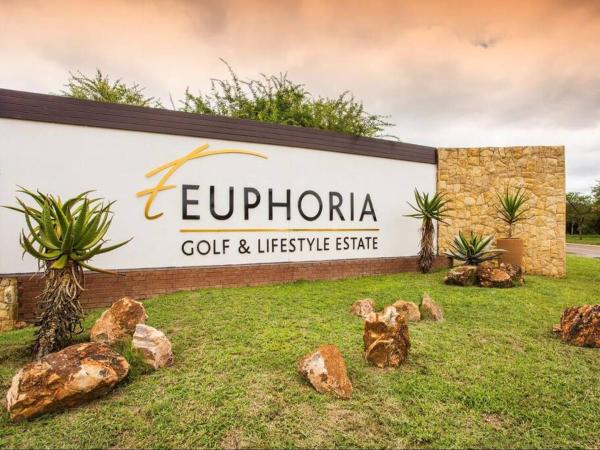 Euphoria Golf Estate House 196 Rooibok - Mookgopong