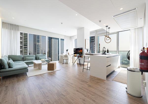 Jumeirah Living - Golf & Skyline Views With Pool & Gym - Dubaï Marina