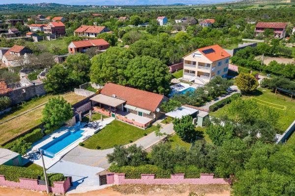 My Dalmatia - Momo's Paradise With 2 Infinity Pools & 7 Bedrooms - Biograd na Moru