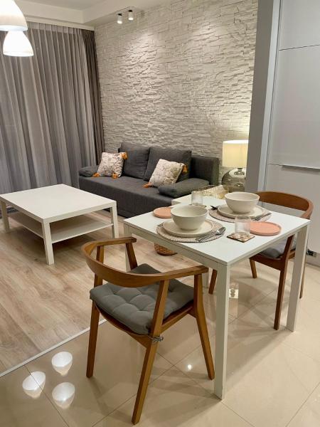 Warsaw City Center Apartment - With Free Parking - Warsaw
