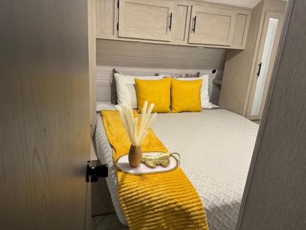 Cozy Stationary Rv Getaway - North Las Vegas, NV