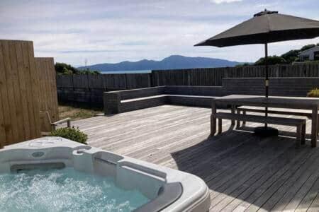 Seascapes Luxury Retreat - Waikanae