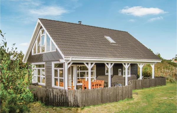 Three-bedroom Holiday Home In Thisted - Klitmøller