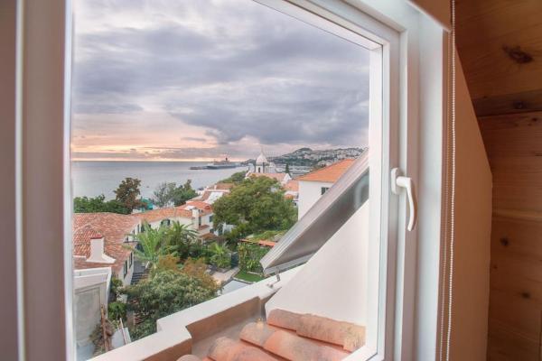 Atelier By Real Vision - Monte