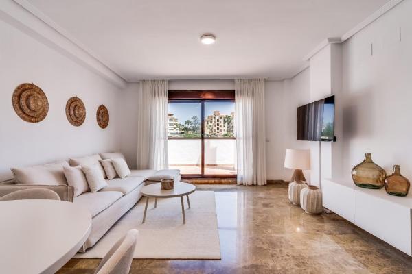 Apartment With Roof Terrace & Parking - Communal Pool And Near The Beach - Estepona