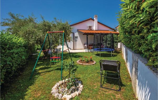 Amazing Home In Kostrena With Kitchen - Croacia