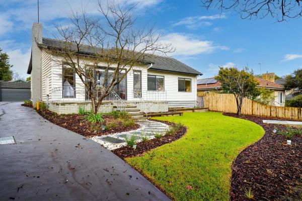 4 Bedroom Home In Heathmont Perfect For Families - Bayswater