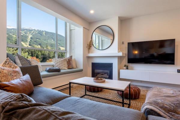 Location With Views - 2bdr Penthouse Whistler Village - ウィスラー