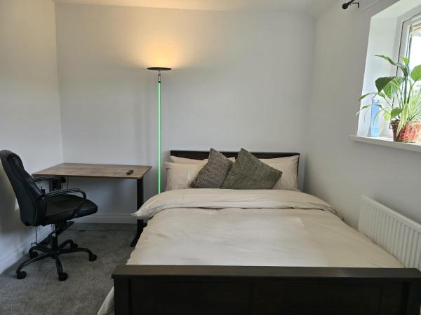 Heathrow, Hounslow, Beautiful Modern Home - Twickenham