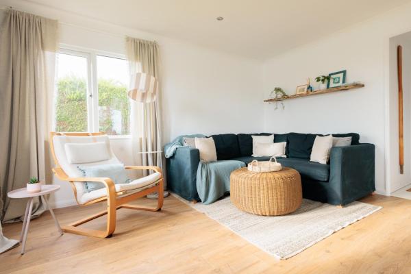 Secluded Sanctuary On The River - Highcliffe