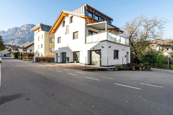 Esther House Terlan - Bolzano