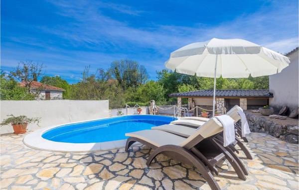 2 Bedroom Amazing Home In Sveti Vid - Njivice