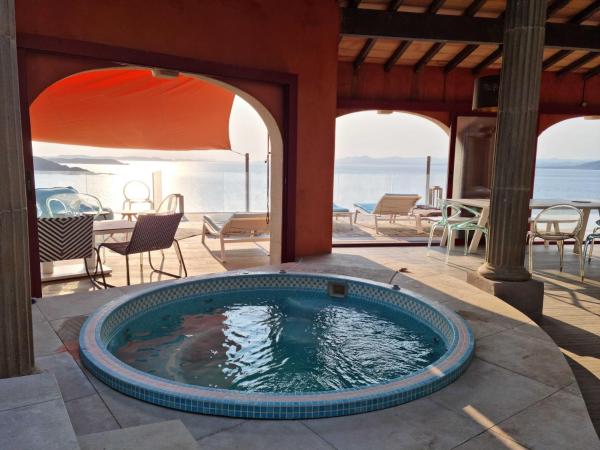 Villa Heliade -Ile Du Levant - Île du Levant