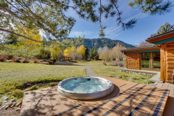 Sun Valley Log Home With Hot Tub And Mtn Views! - Sun Valley, ID