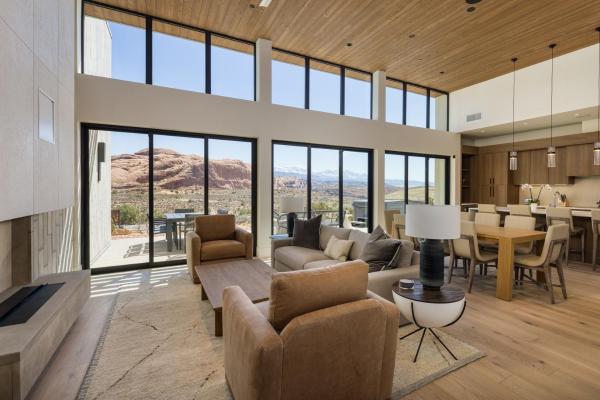 Lionsback Resort - Moab, UT