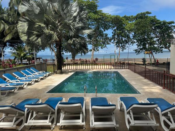 Macaw Paradise - Alajuela Province