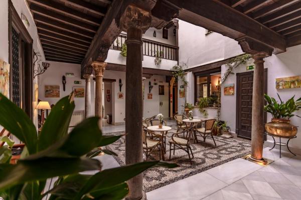 Palacio De Mariana Pineda - Cenes de la Vega