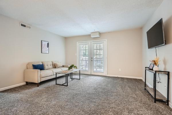 Crest At East Cobb 1812 Comfort, Spacious 2bd 2bt - Truist Park - Atlanta