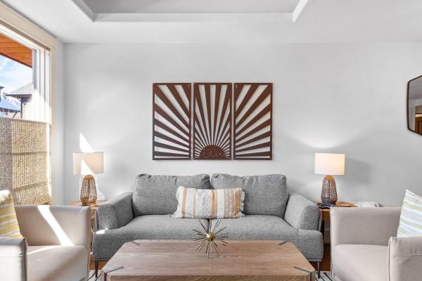 Quiet Retreat For Couples - Canmore