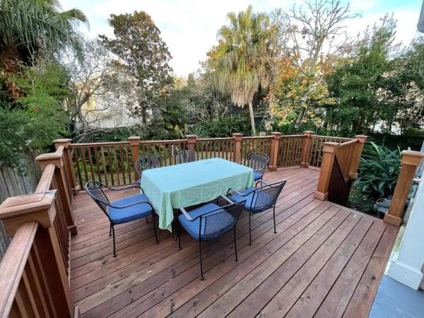 Beautiful Aububon Park Uptown Home - Kenner, LA