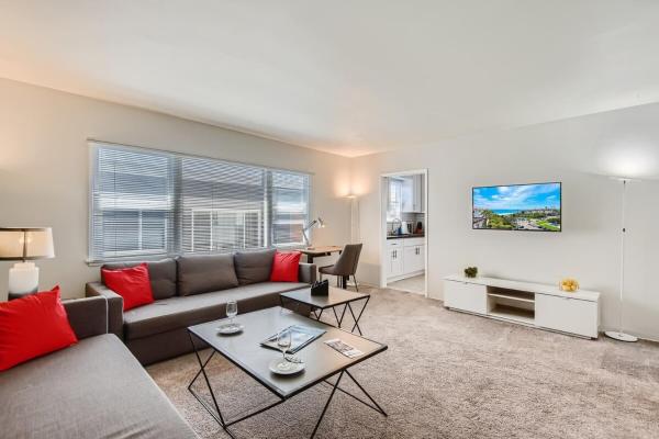 Walk To Beach - King Apt In #1 Area - Ac - San Clemente, CA