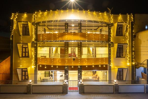 The Modern Inn - Kerala