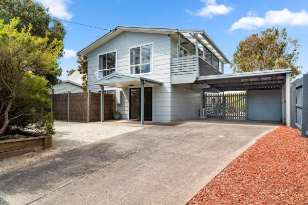 Wooli Waves By Ready Set Stay - Byo Linen & Towels - Phillip Island