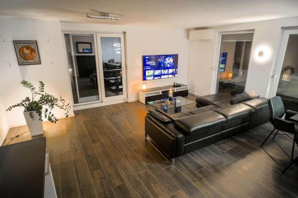 Luxury 口 Studio Knox Primetv 口 8min Zum S-hbf - Stuttgart