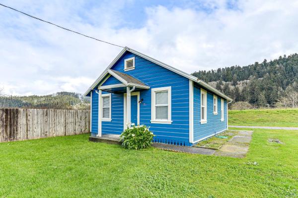 Cozy Norcal Cottage 2 Mi To Redwoods And Beaches! - Humboldt Lagoons State Park, Trinidad