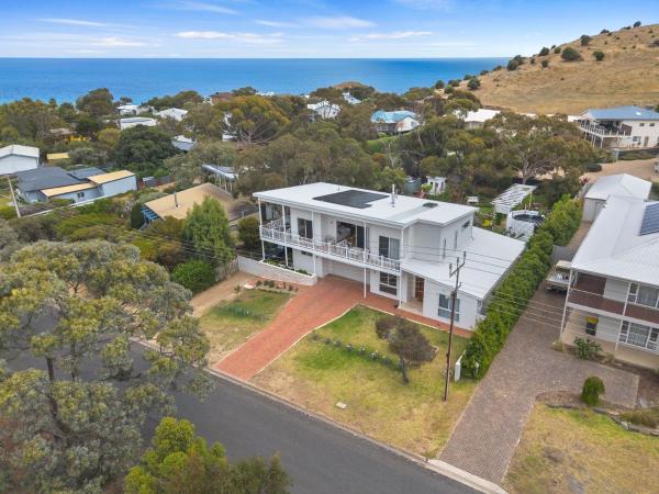 The White House - 6 Bennett Street - Adelaide