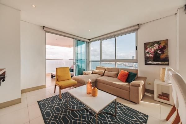 Apto De 2 Habitaciones Con Imponente Vista Al Mar En Bocagrande - Bolivar