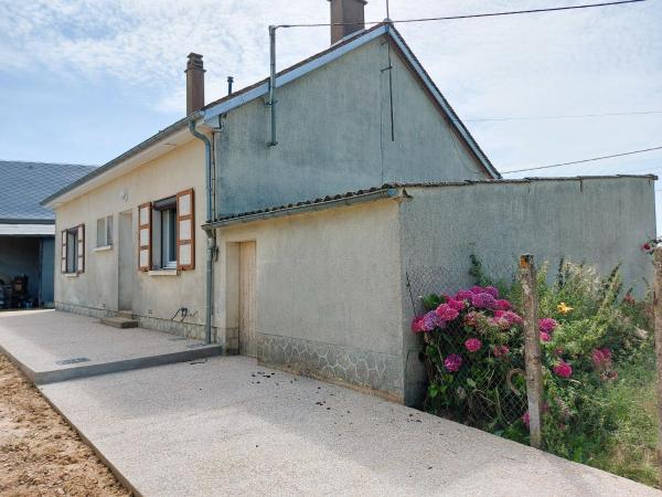 Maison Familiale Au Calme Avec Jardin Et Barbecue - Fr-1-581-144 - Bonneval