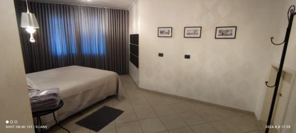 A Melhor Acomodação Entre Pinhais E Curitiba - Quarto Para Até O4 Pessoas Em Casa Com Garagem - クリティバ