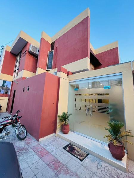 Hotel Blue Inn Gulberg - Lahore
