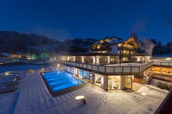 Hotel Weiher Green Lake - Sand in Taufers