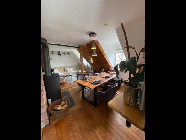 Gemütliche Rustikale Wohnung Mit Kamin Und Optionalem Whirlpool - Bad Sobernheim