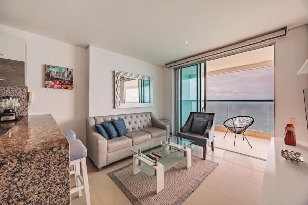 Apto De 2 Habitaciones Con Imponente Vista Al Mar En Bocagrande - Bolívar