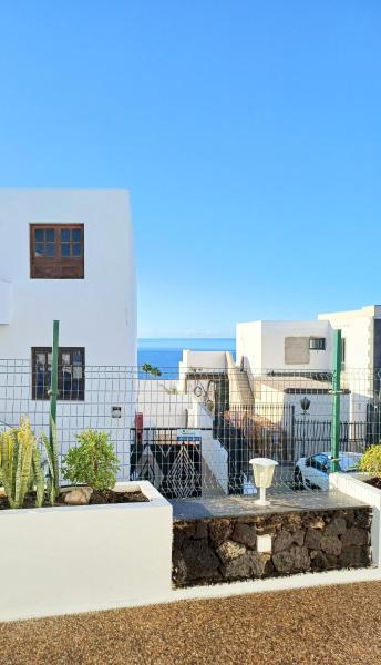 Bright & Spacious With Aircon - Puerto del Carmen