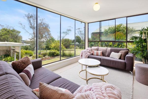 Cosy Martha By The Sea - Red Hill