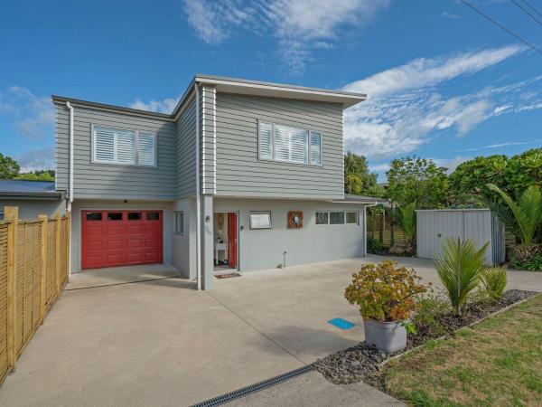 Hosts On The Coast Beach On Buffalo - Whitianga