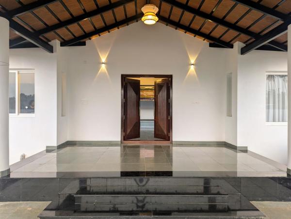 Maddirala House By Luxunlock - East Godavari