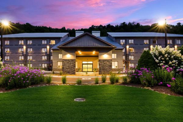 Graystone Lodge, Ascend Hotel Collection - Blowing Rock, NC
